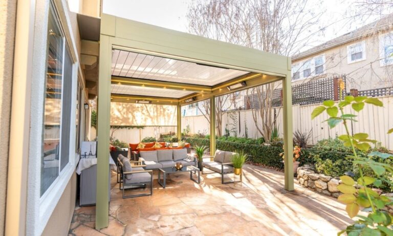 LOUVERA SKYE — Pergomatic